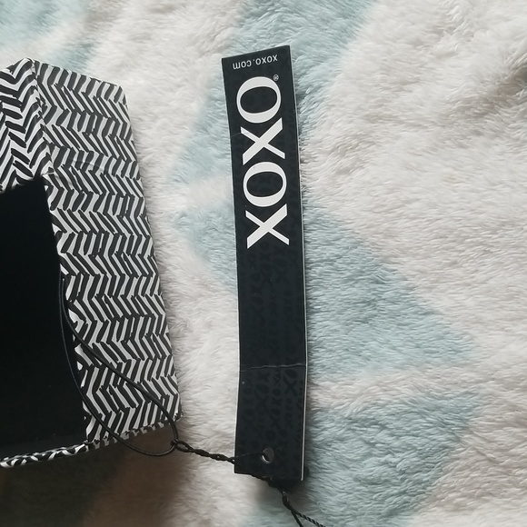 XOXO | Bags | Xoxo Wallet | Poshmark